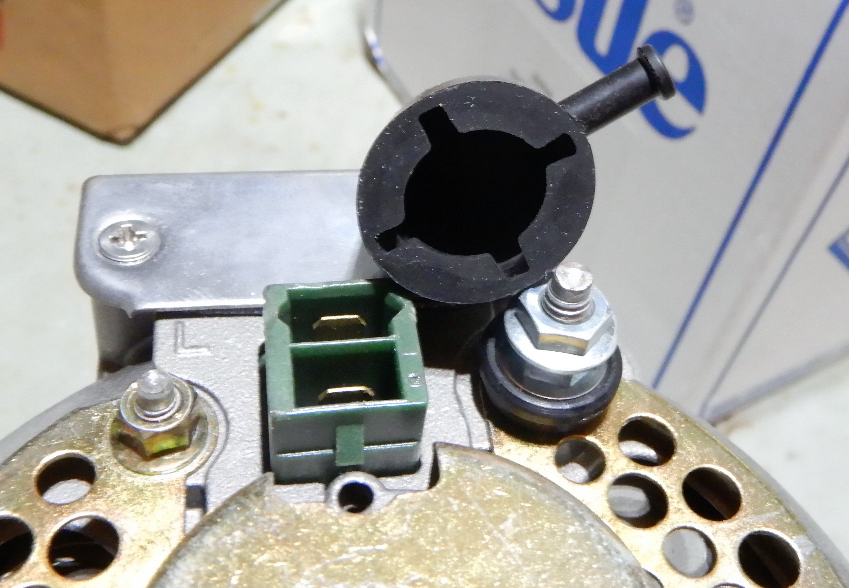 BOOT Insulation Alternator RING TERMINAL B+ Cable LUG Insulator Batter ...